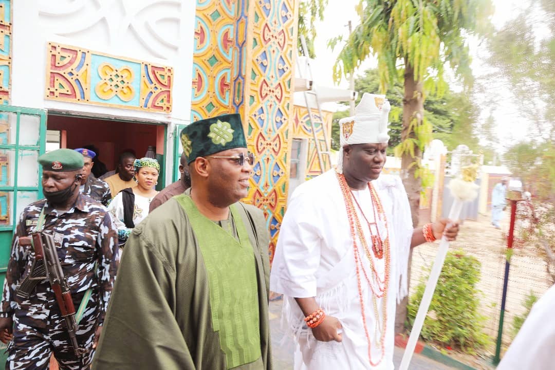 AARE ADETOLA EMMANUELKING CELEBRATE ETSU NUPE AT 20TH CORONATION ...